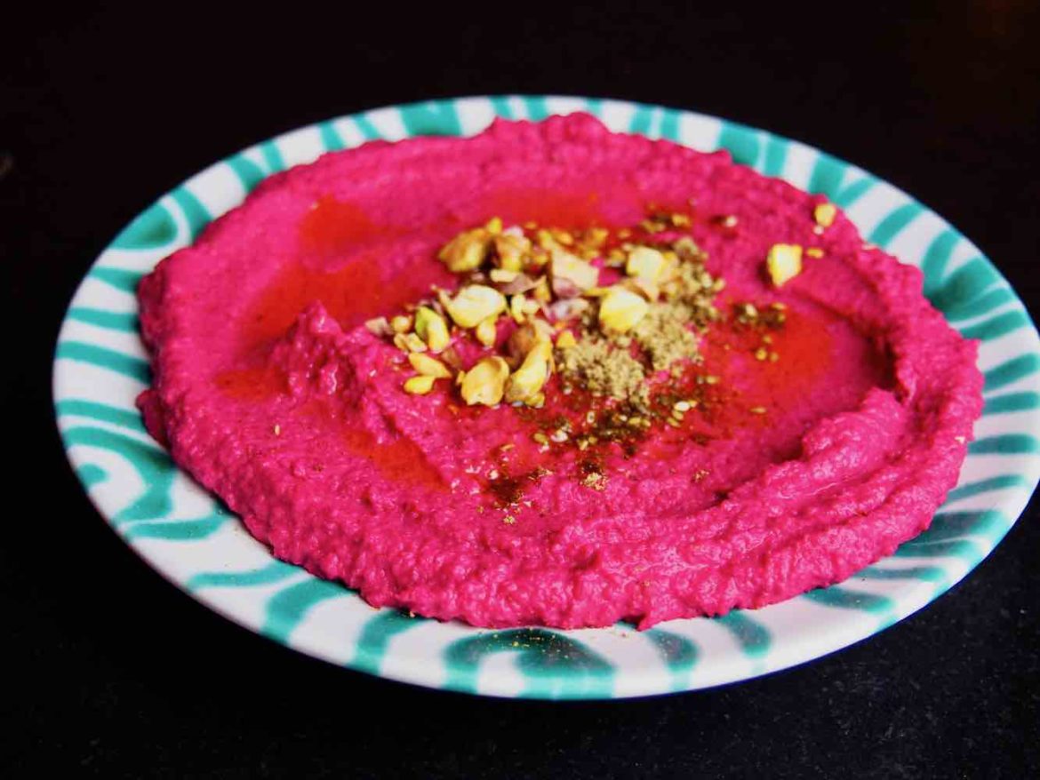 Rote Rüben Hummus - Nudel und Strudel - Comfort Food