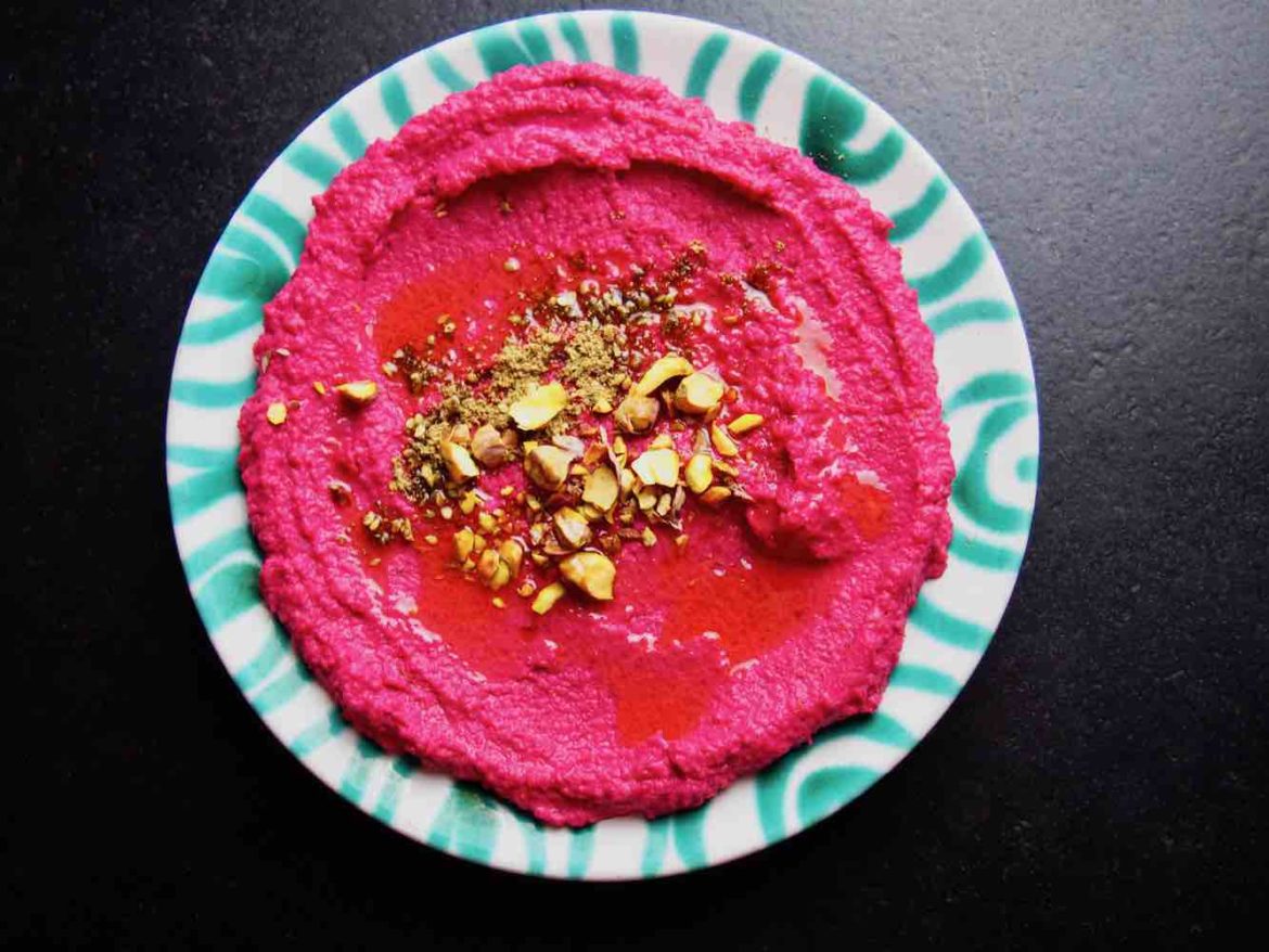 Rote Rüben Hummus - Nudel und Strudel - Comfort Food