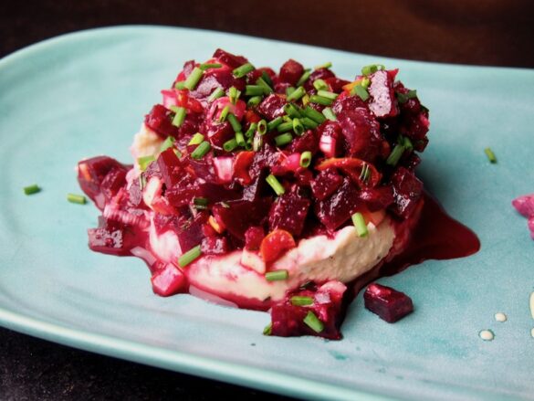 Rote Rüben Tatar - Nudel und Strudel